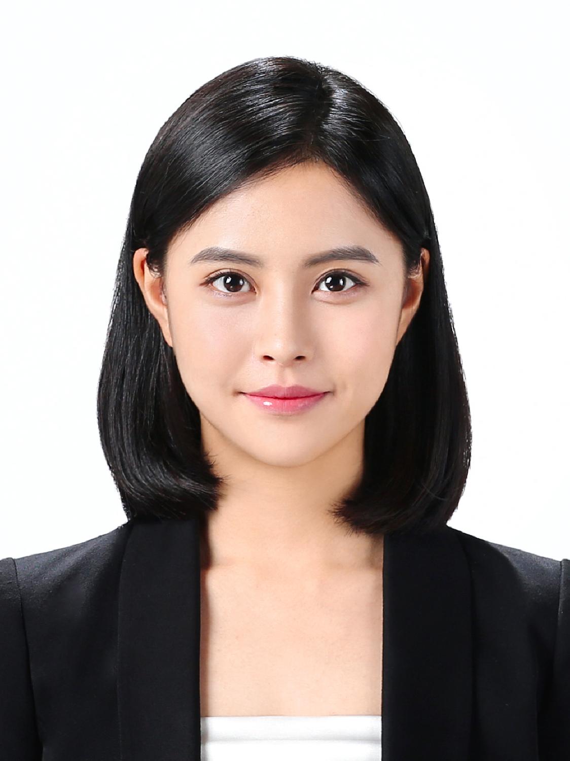 Creatrip: Time On Me Studio | Hongdae Photo Studio - Seoul/Korea (Korea Travel)